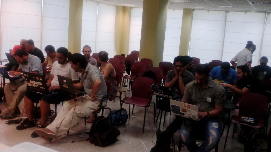 Jóvenes abren más ventanas al software libre en Cuba - IPS Cuba